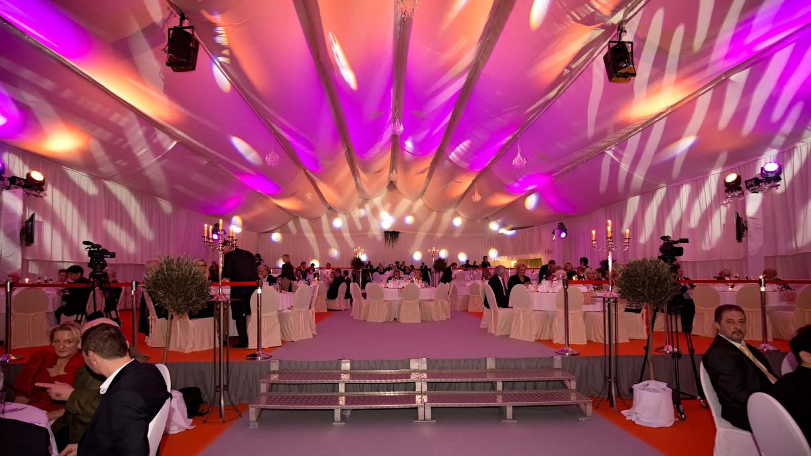 Gala-Abende mit Stil veranstalten – Happy Promotion